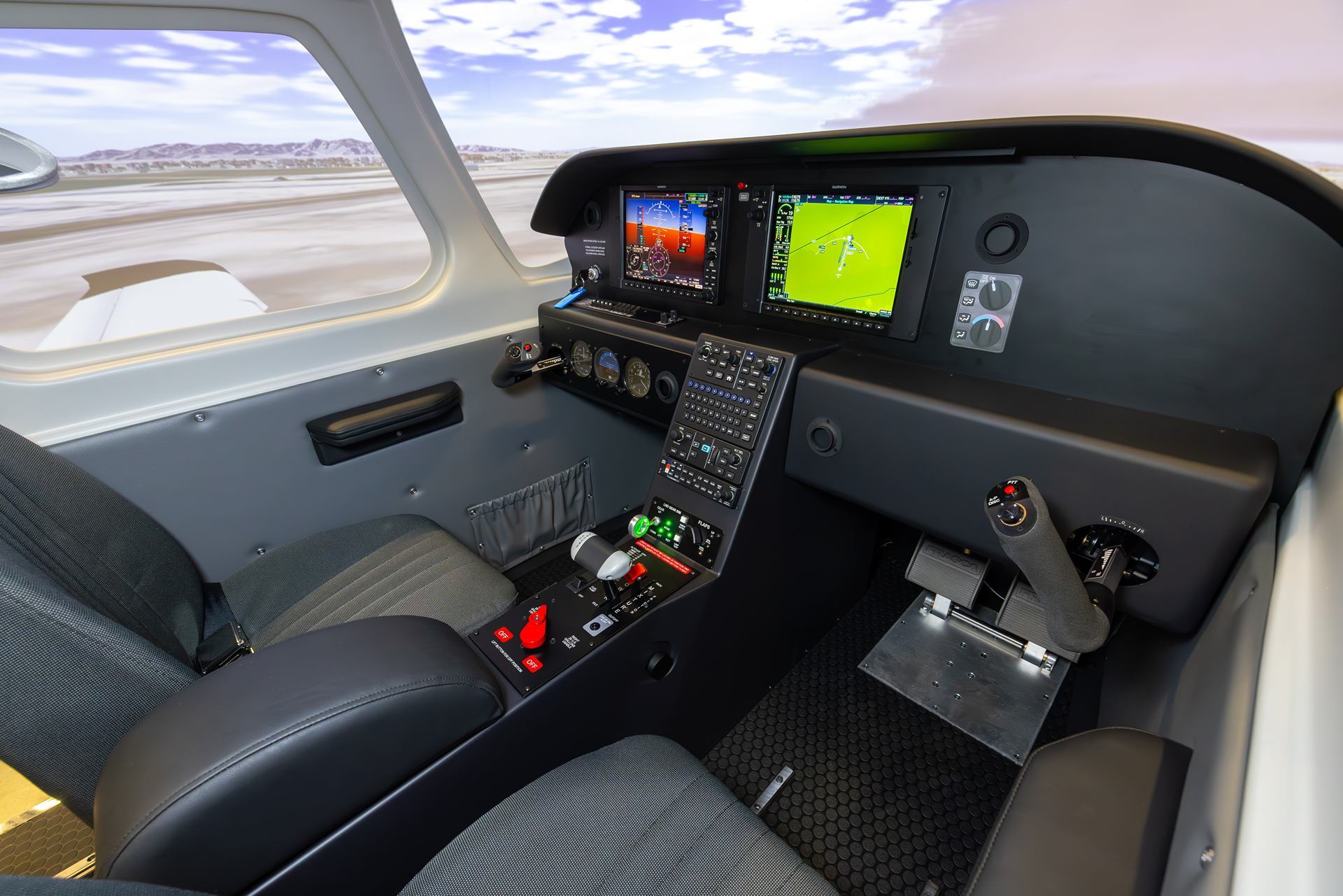 Cirrus SR20 - Frasca Flight Simulation