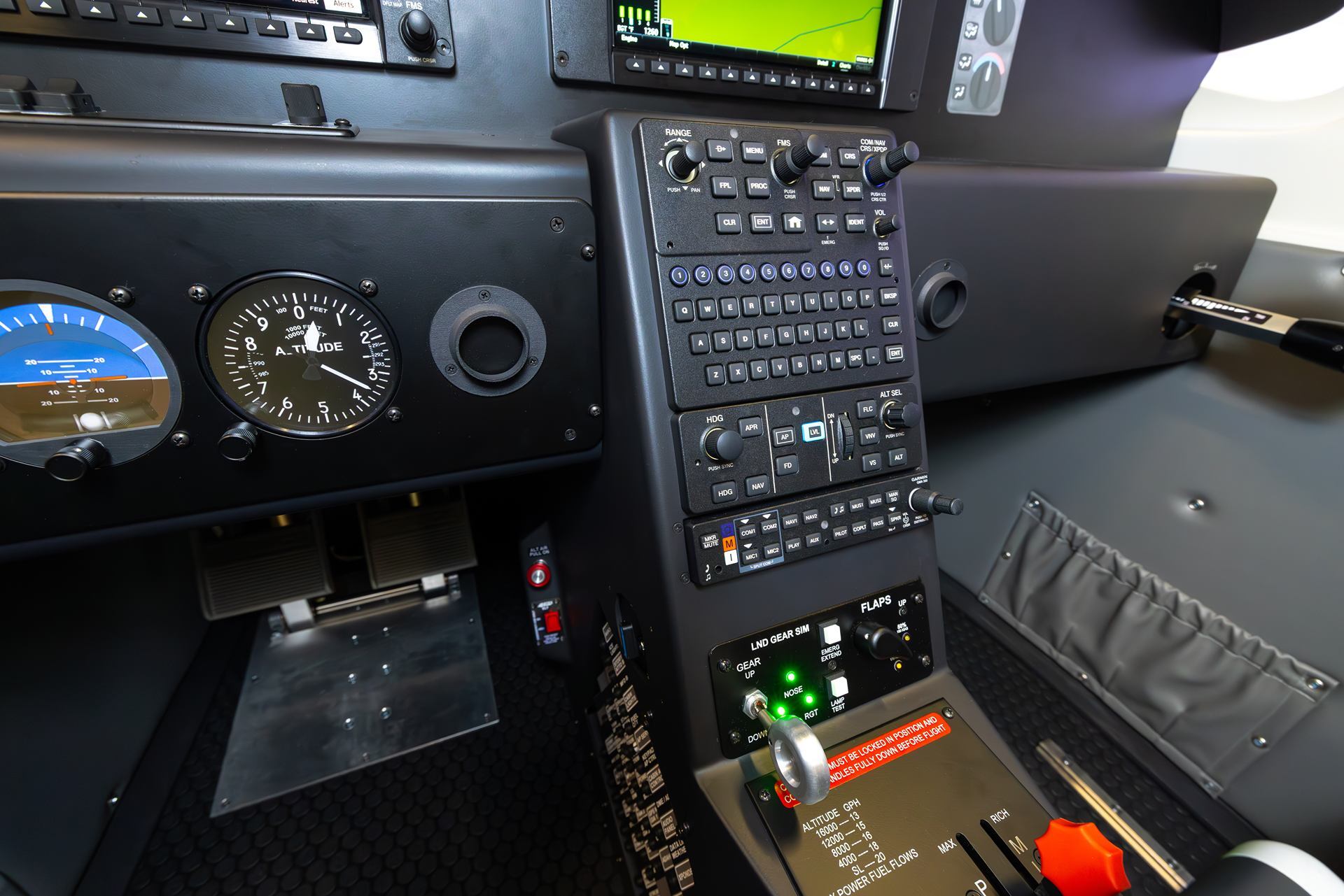 Cirrus SR20 - Frasca Flight Simulation