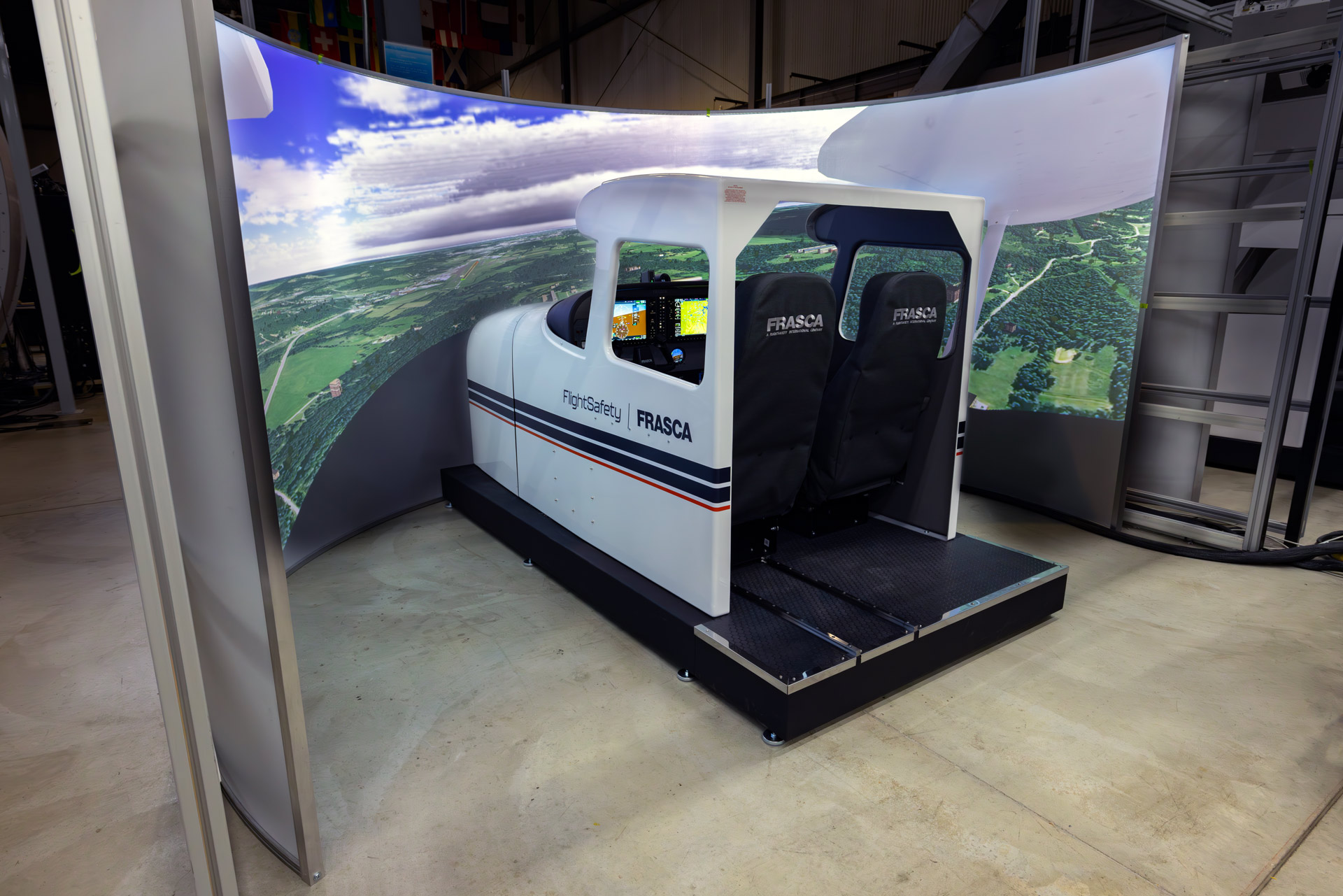 Cessna 172 - Frasca Flight Simulation